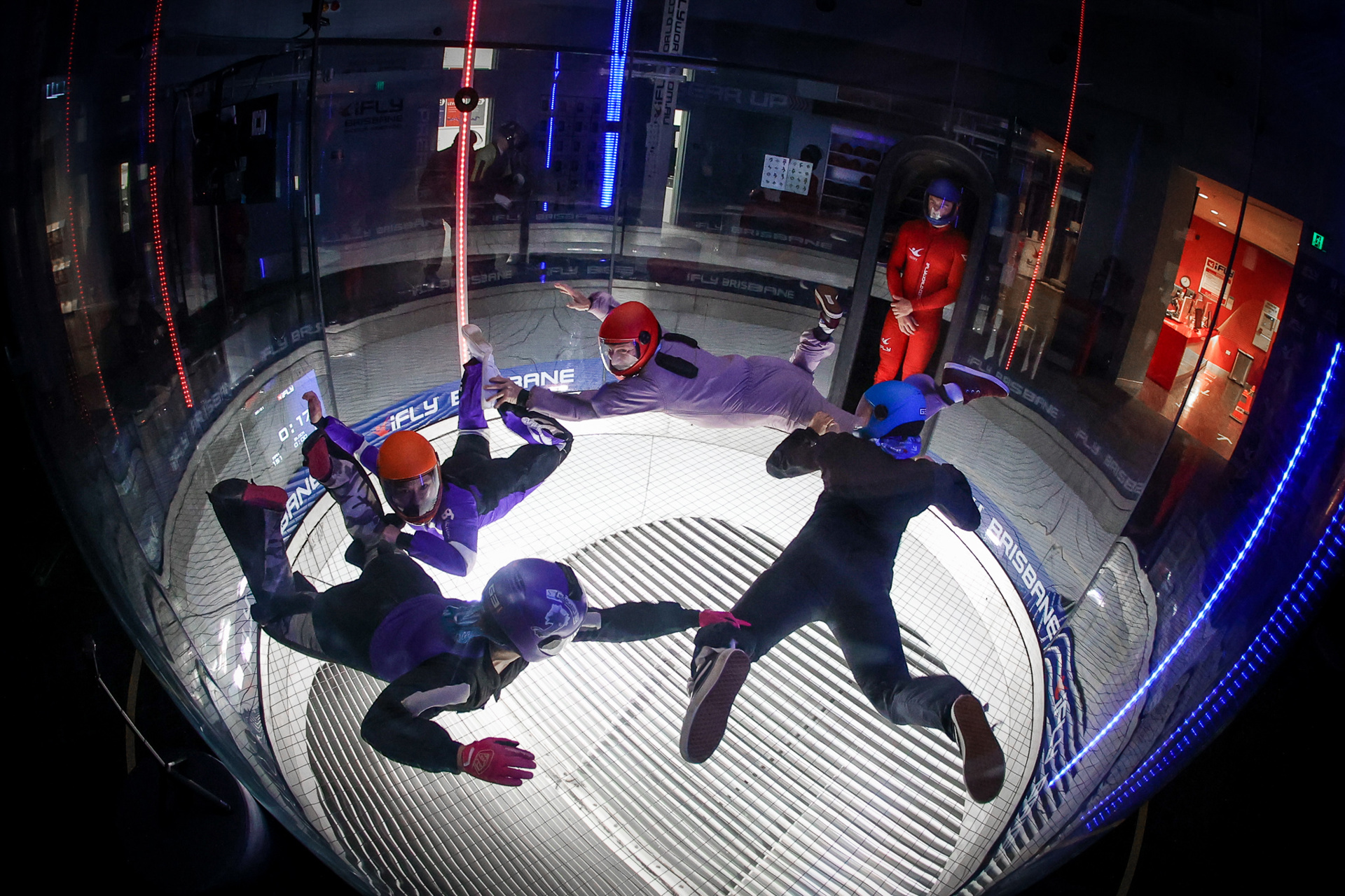 Experienced Skydivers and Pro-flyers - iFLY